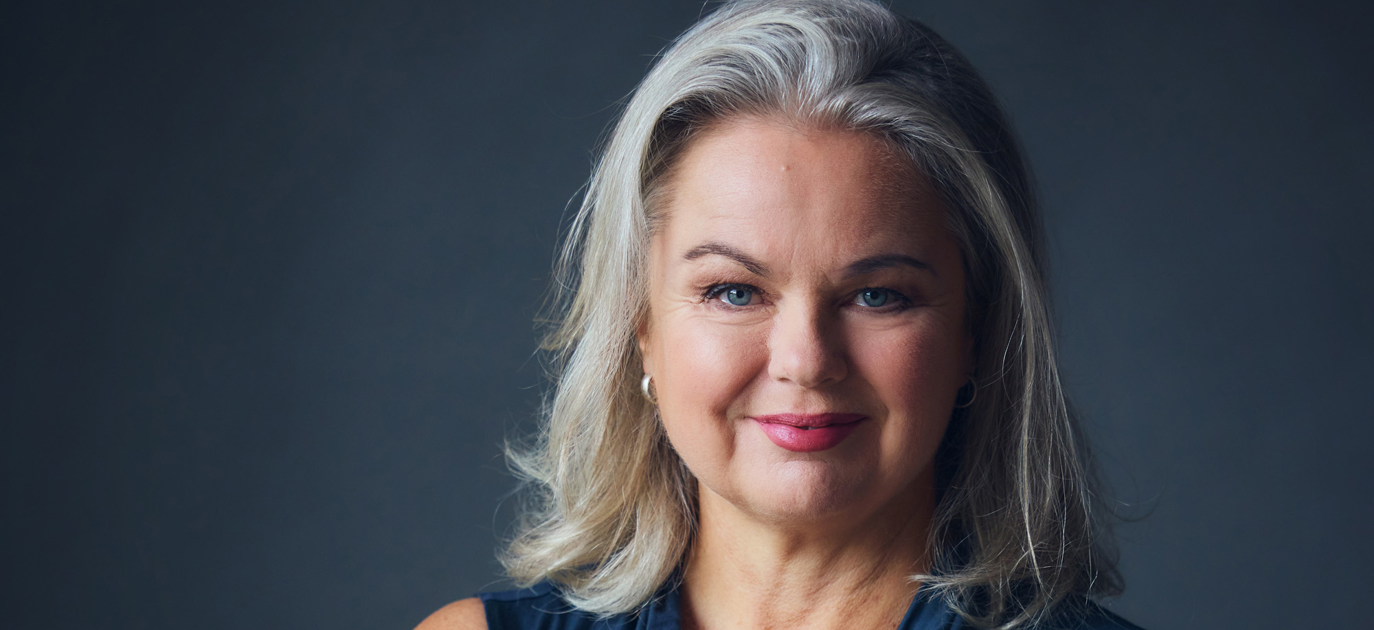 Ann-Luise Bertell om Skuggas: "Jag ville inte skriva om själva kriget ...